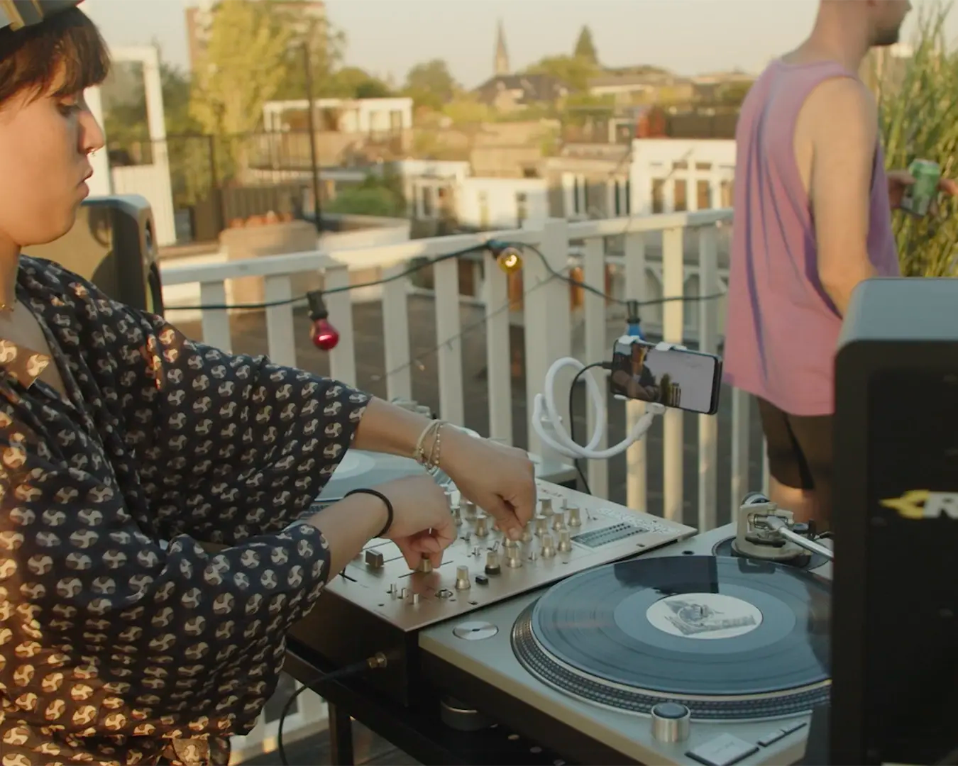 How to Get Pro Audio for DJ Livestreams – Howler Audio